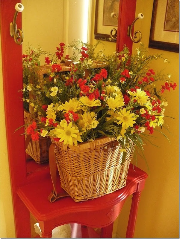 My Foyer – Tiny But Cute! - A Cultivated Nest
